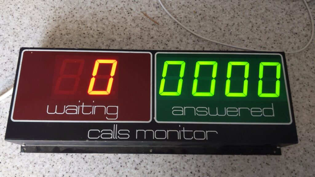 Call centre calls waiting and LED matrix display teardowns – Adrian’s ...